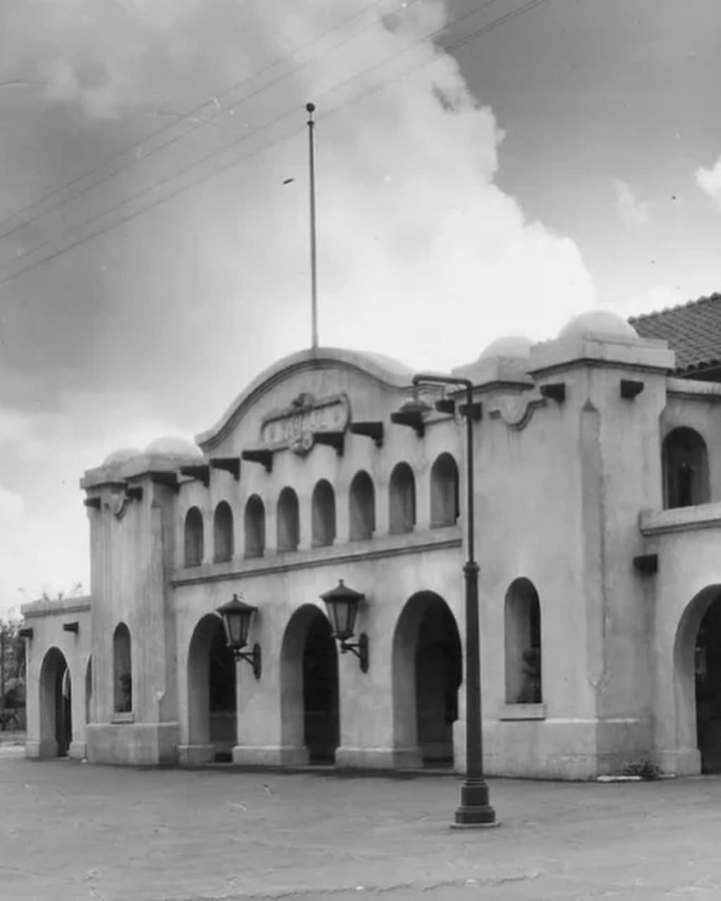 VISALIA WALKING TOUR